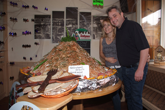 Der grösste Wurst-Käse-Salat der Welt